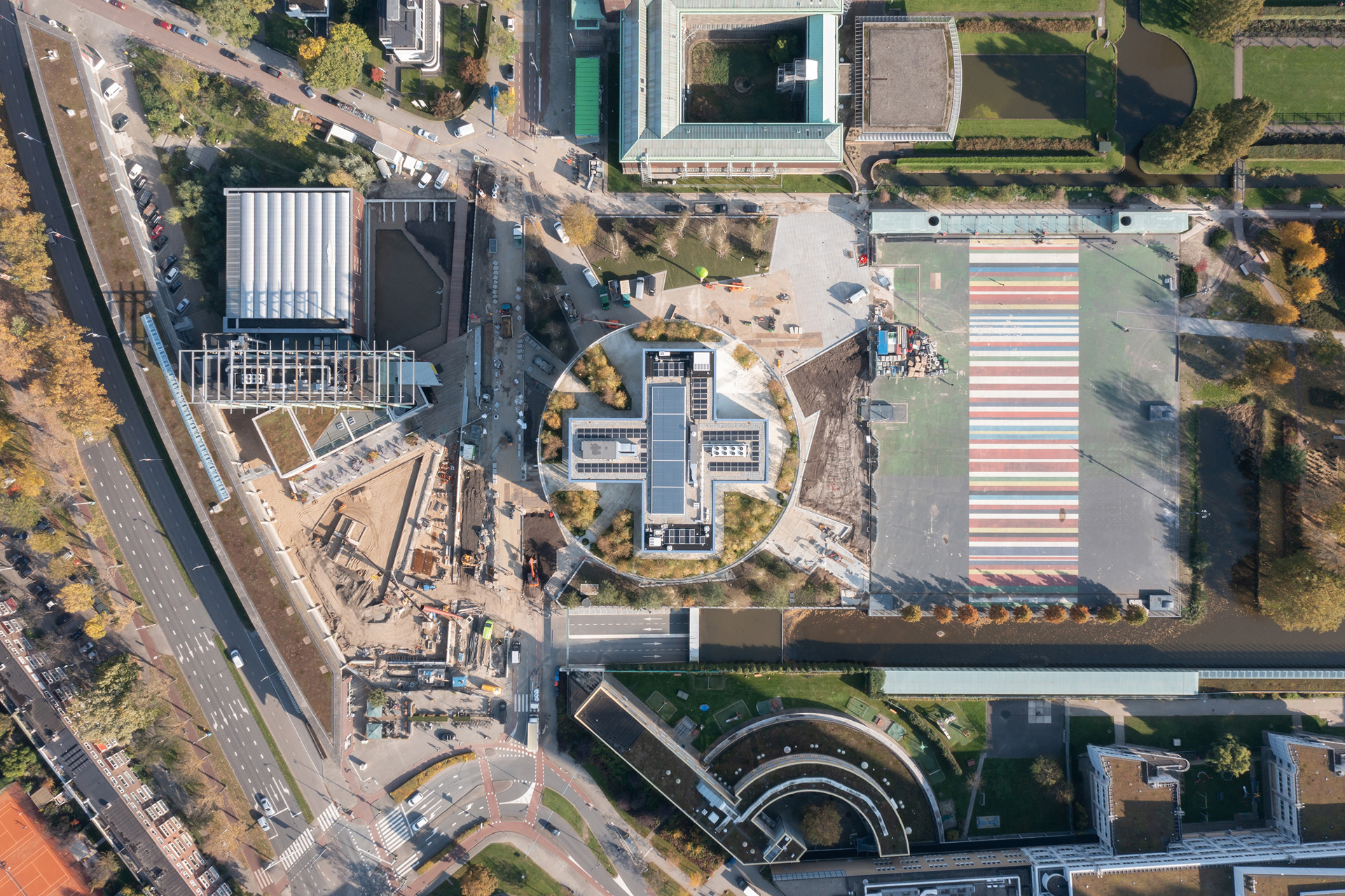 Exploded axonometric Site plan Ground floor